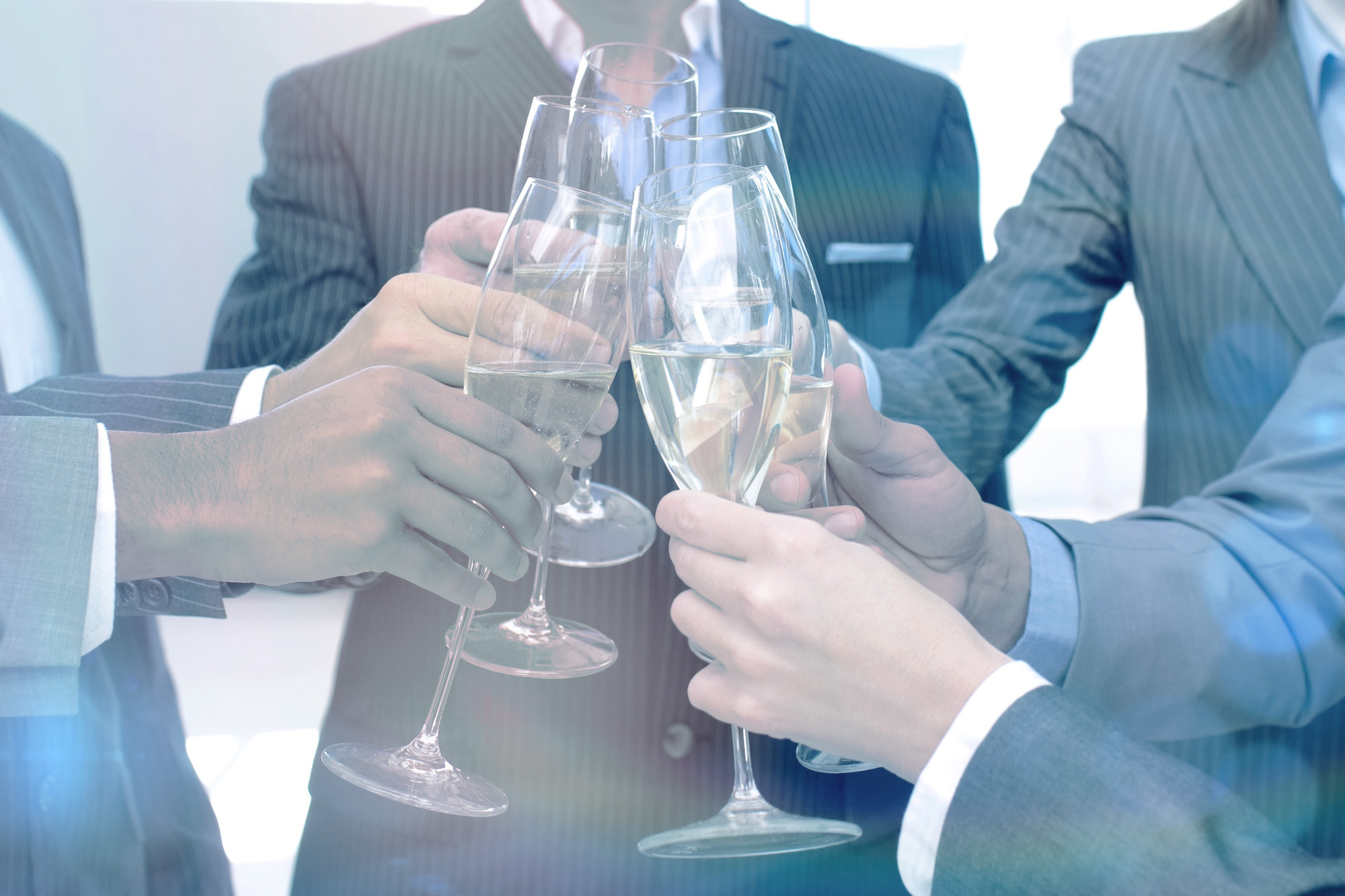 Deva Group – Predestinati al successo!